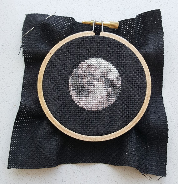 Cross stitch moon - Ringcat Design